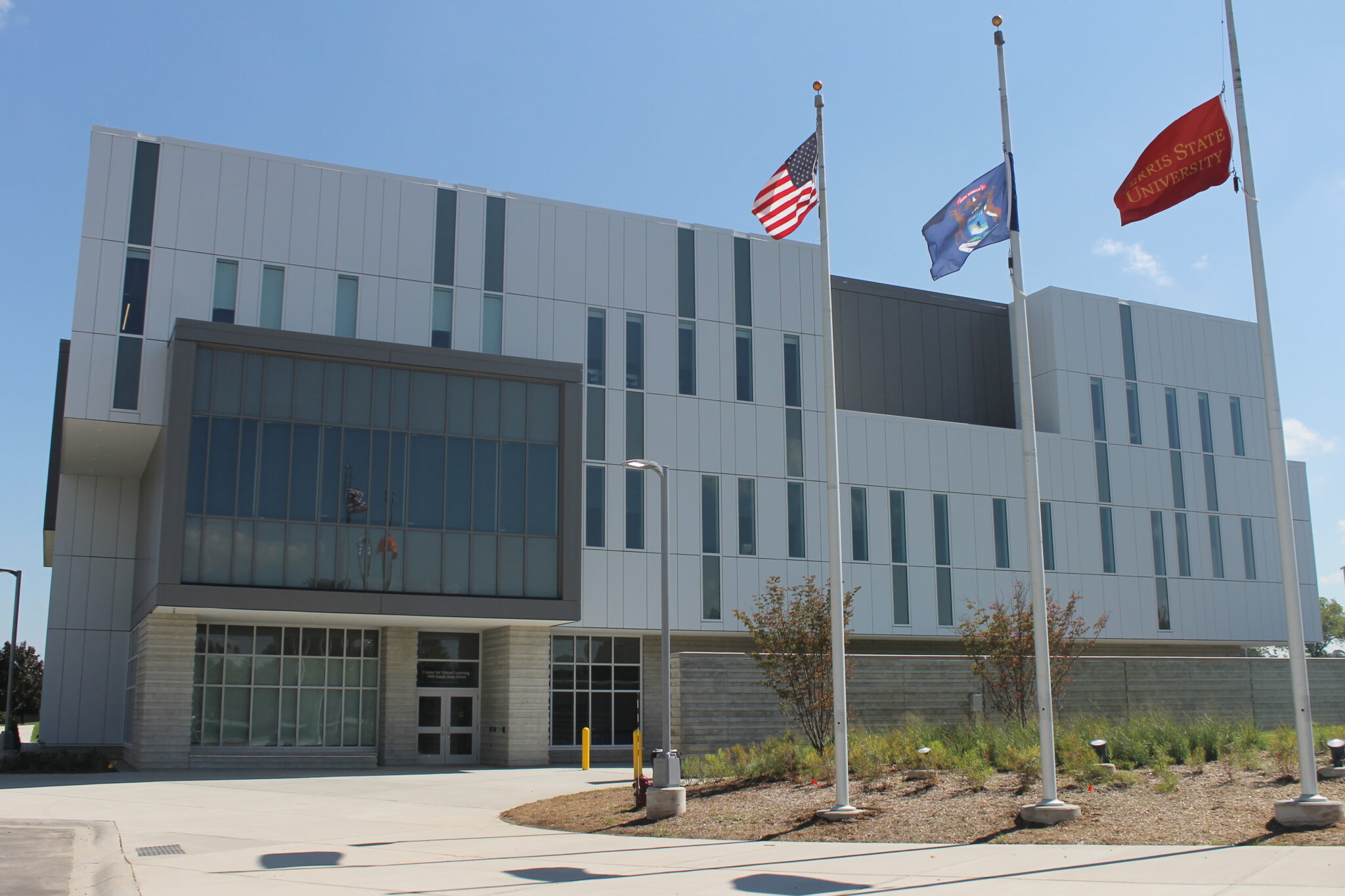 Students tour CVL at grand opening – The Ferris State Torch